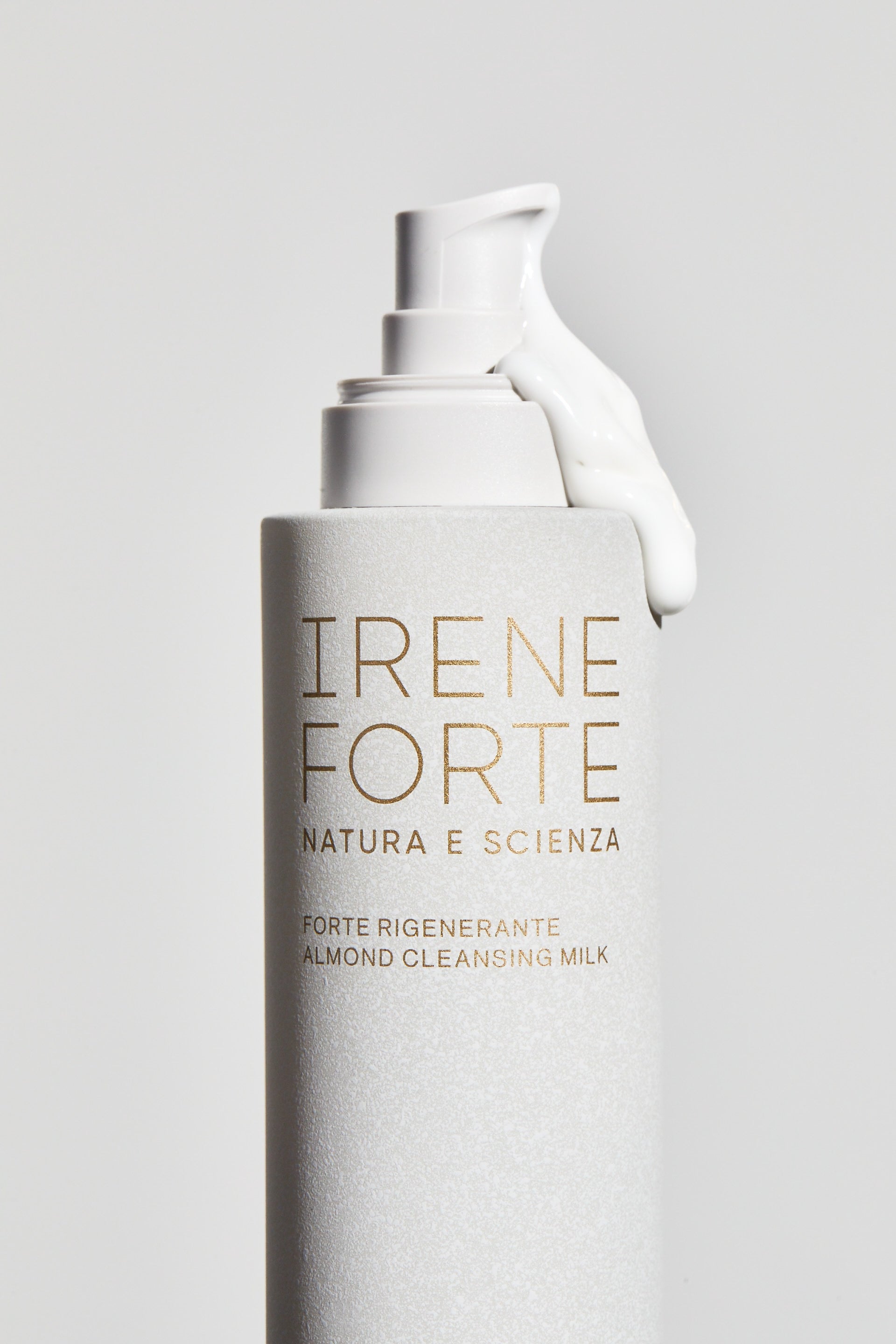 Expert Tips on Managing Hormonal Skin – Irene Forte Skincare